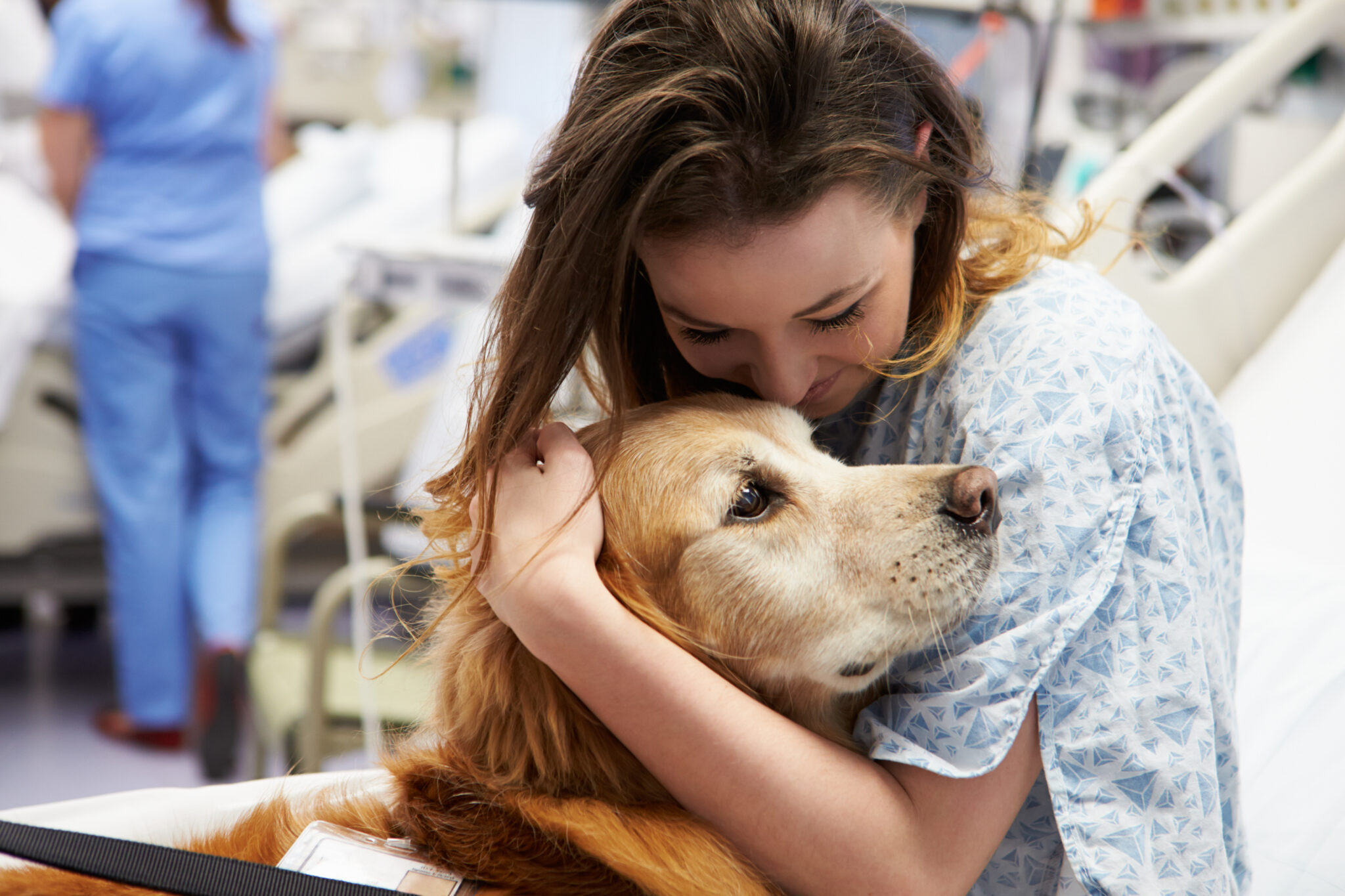 Chien de thérapie : quels sont les effets positifs sur la santé